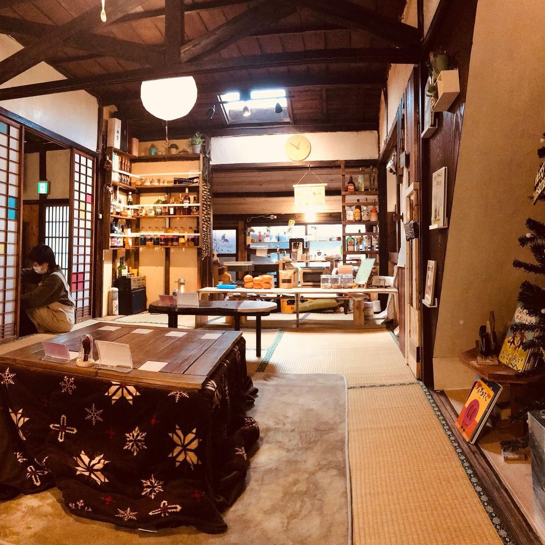 ぬくぬくあったかカフェタイム！ 全国のおすすめこたつカフェ4選 | Pokke「ポッケ」